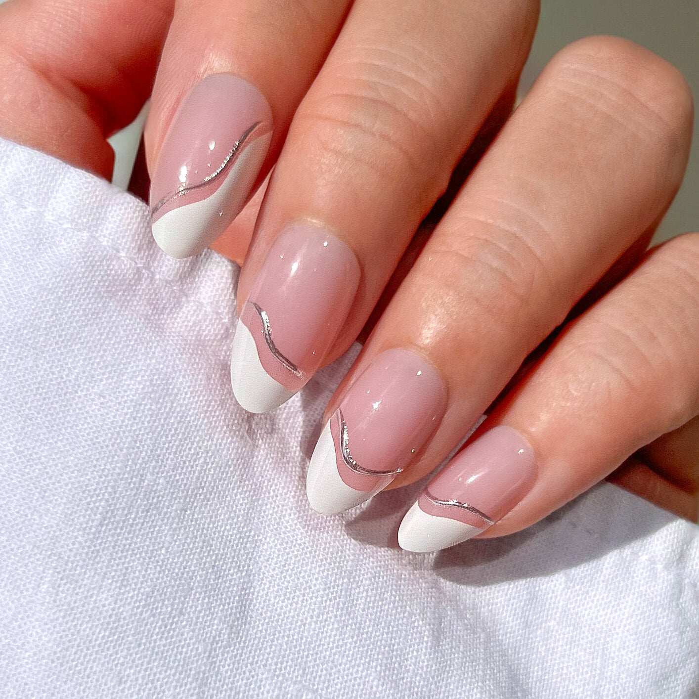 Dew Drop Press On Nails – Frst Class Beauty